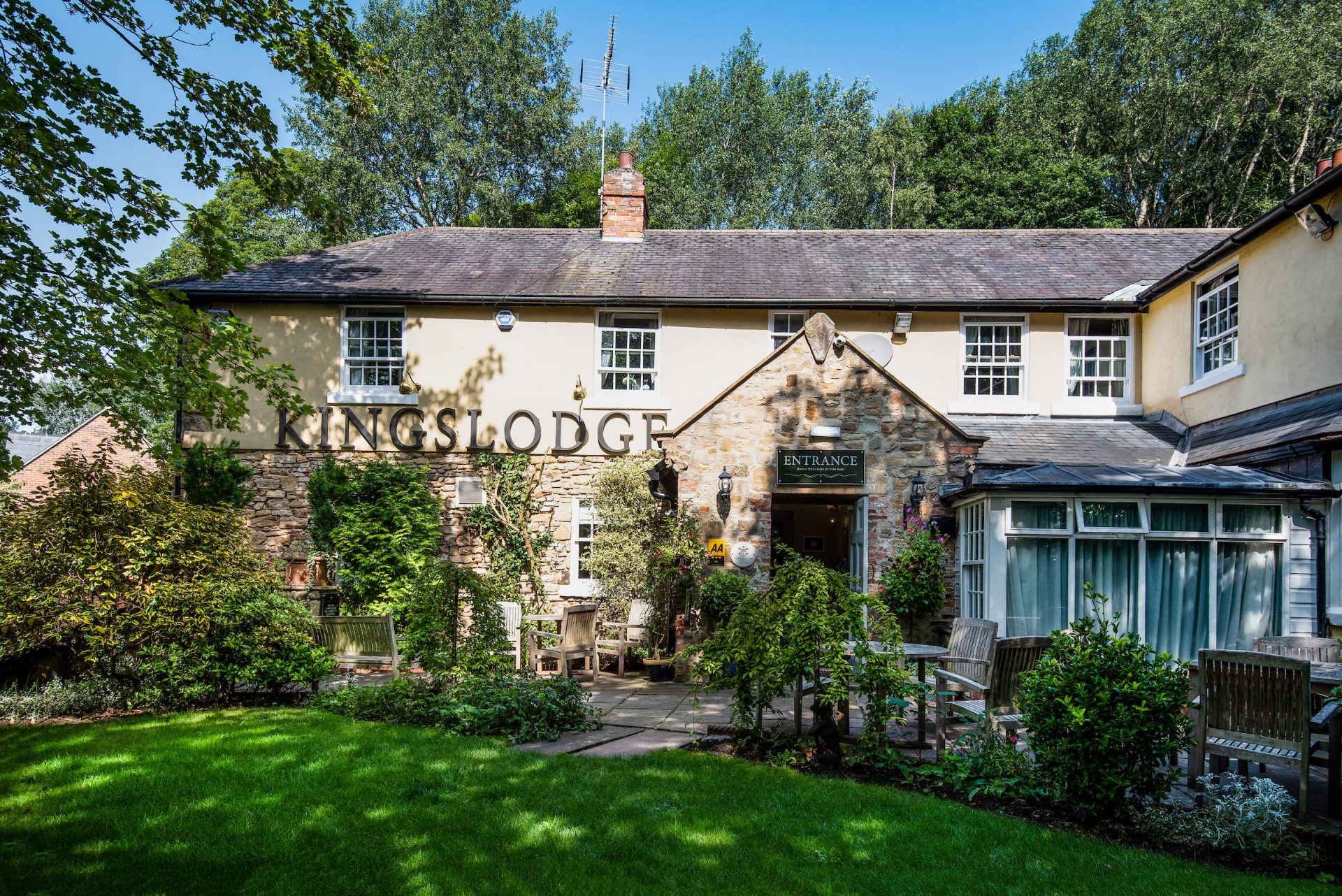 The Kingslodge Inn | Durham | The Inn Collection Group
